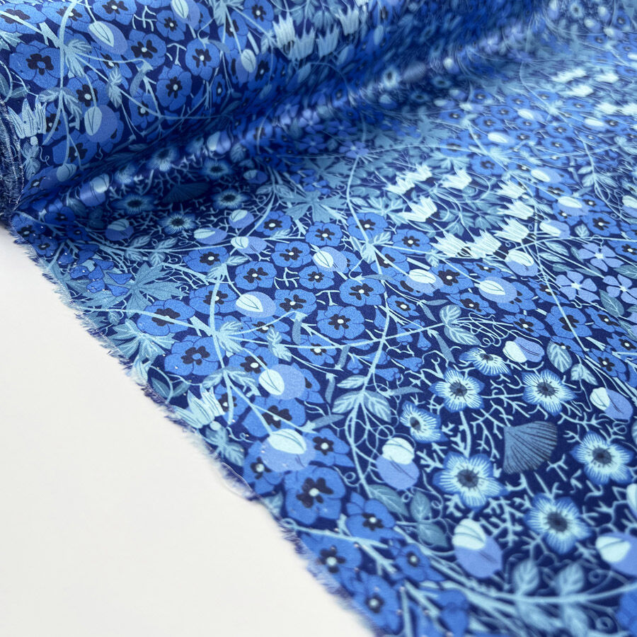 Anne - Albany 16 Momme Silk Satin Fabric | Croft Mill