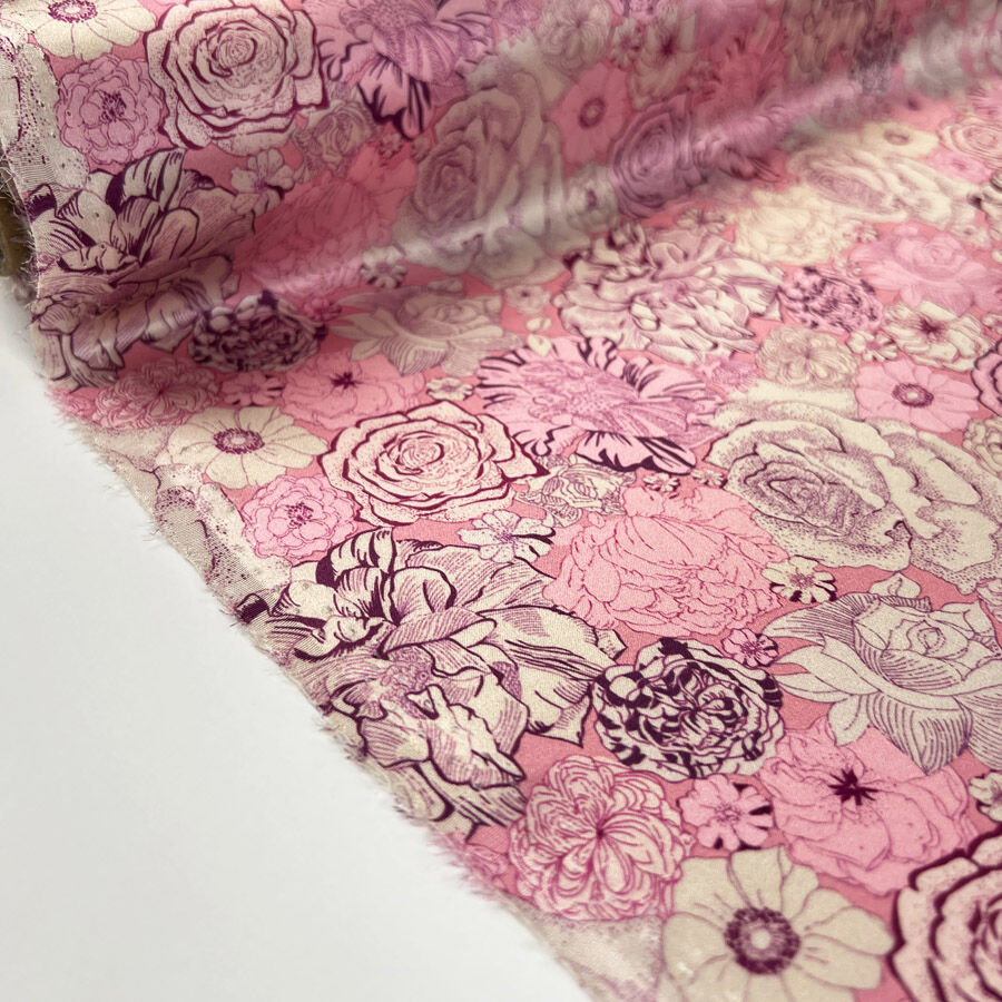 Victoria - Albany 16 Momme Silk Satin Fabric | Croft Mill
